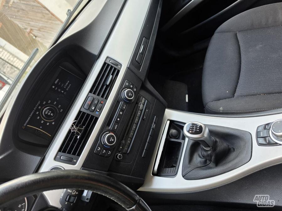 BMW 320 2009 in Silute, with an engine capacity of 2.00 L and mileage of 260 thousand km for 1700 €, photo 10 on AUTOMOTO.COM.LV