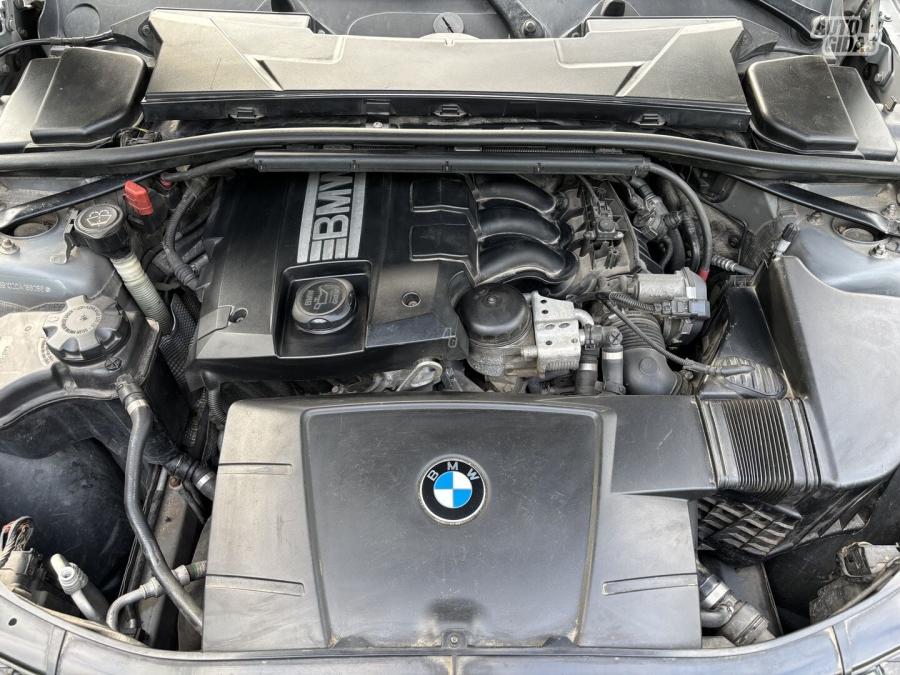 BMW 320 2009 Viļņa, ar dzinēja tilpumu 2.00 L un nobraukumu 330 tūkst. km par 2700 €, foto 14 vietnē AUTOMOTO.COM.LV