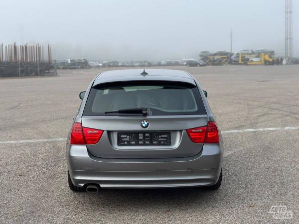 BMW 320 2009 Marijampole vietnē BMW 320 2009 Marijampole, ar dzinēja tilpumu 2.00 L un nobraukumu 242 tūkst. km par 3599 €, foto 5 vietnē AUTOMOTO.COM.LV