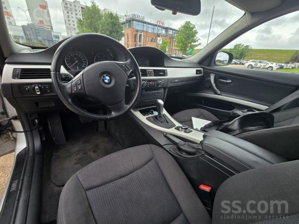 BMW 320 2010 Rīga, ar dzinēja tilpumu 2.00 L un nobraukumu 286 tūkst. km par 3250 €, foto 6 vietnē AUTOMOTO.COM.LV
