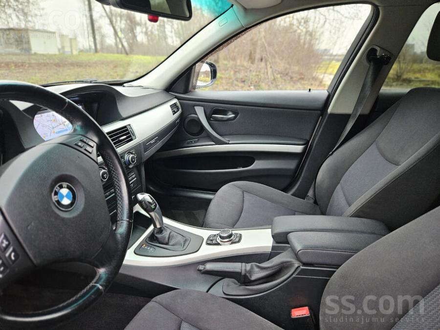 BMW 320 2010 in Riga, with an engine capacity of 2.00 L and mileage of 362 thousand km for 4790 €, photo 4 on AUTOMOTO.COM.LV