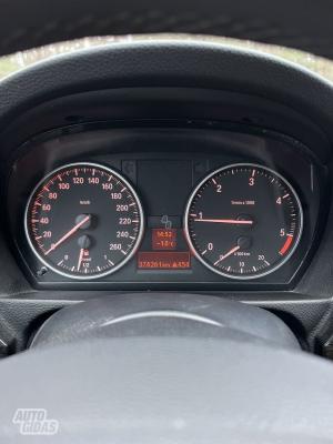 BMW 320 2010 in Vilnius, with an engine capacity of 2.00 L and mileage of 374 thousand km for 4000 €, photo 10 on AUTOMOTO.COM.LV