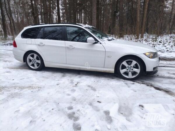 BMW 320 2010 in Vilnius, with an engine capacity of 2.00 L and mileage of 278 thousand km for 3599 €, photo 6 on AUTOMOTO.COM.LV