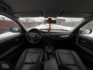 BMW 320 2010 in Vilnius, with an engine capacity of 2.00 L and mileage of 380 thousand km for 2700 €, photo 16 on AUTOMOTO.COM.LV
