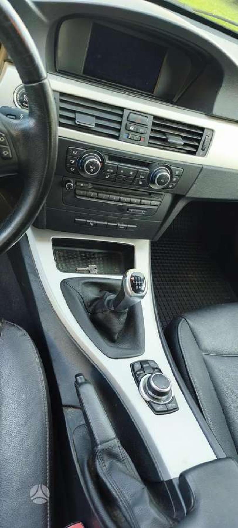 BMW 320 2010 Marijampole, ar dzinēja tilpumu 2.00 L un nobraukumu 320 tūkst. km par 3620 €, foto 9 vietnē AUTOMOTO.COM.LV