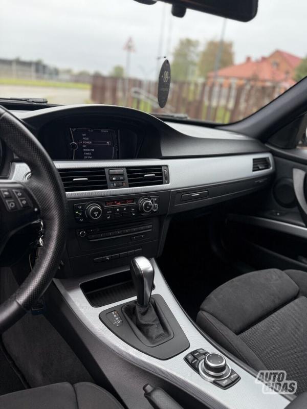 BMW 320 2010 in Marijampole, with an engine capacity of 2.00 L and mileage of 331 thousand km for 5300 €, photo 10 on AUTOMOTO.COM.LV