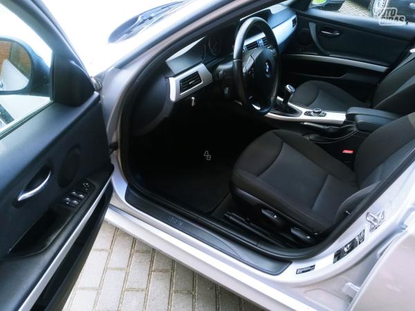 BMW 320 2011 in Druskininkai, with an engine capacity of 2.00 L and mileage of 290 thousand km for 4000 €, photo 8 on AUTOMOTO.COM.LV