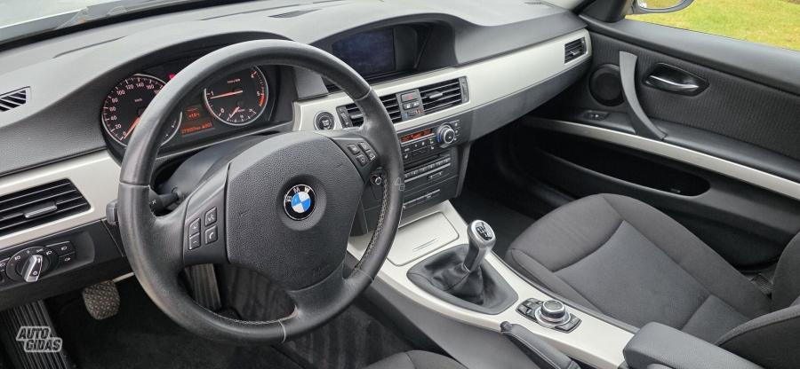 BMW 320 2011 in Siauliai, with an engine capacity of 2.00 L and mileage of 278 thousand km for 3690 €, photo 16 on AUTOMOTO.COM.LV