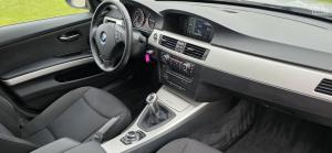 BMW 320 2011 in Siauliai, with an engine capacity of 2.00 L and mileage of 278 thousand km for 3690 €, photo 23 on AUTOMOTO.COM.LV