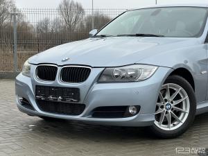 BMW 320 2011 in Taurage, with an engine capacity of 2.00 L and mileage of 250 thousand km for 4200 €, photo 2 on AUTOMOTO.COM.LV