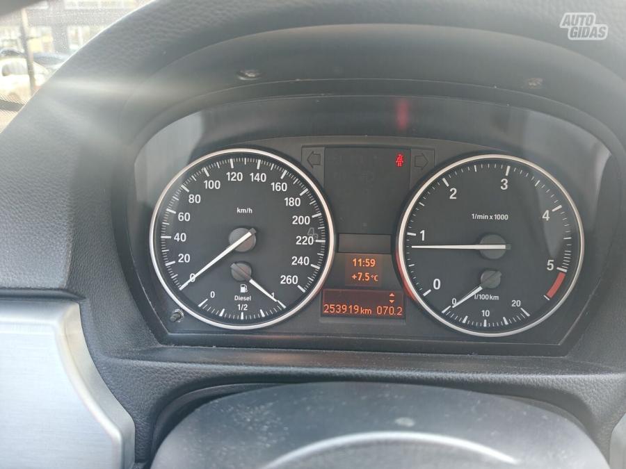 BMW 320 2011 in Kaunas, with an engine capacity of 2.00 L and mileage of 254 thousand km for 6000 €, photo 6 on AUTOMOTO.COM.LV
