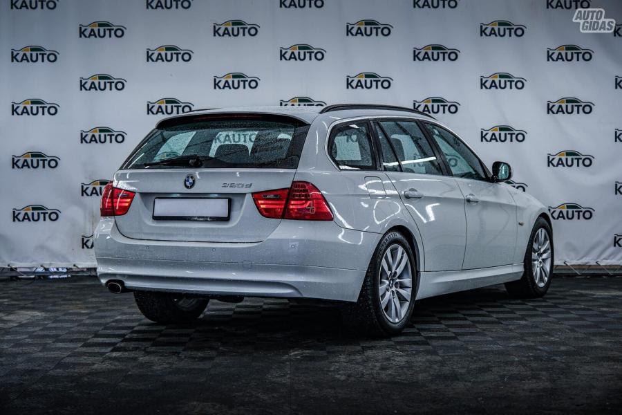 BMW 320 2011 in Kaunas, with an engine capacity of 2.00 L and mileage of 292 thousand km for 6290 €, photo 4 on AUTOMOTO.COM.LV