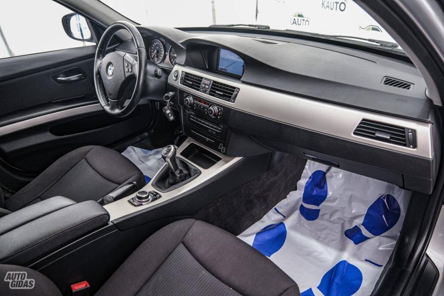 BMW 320 2011 in Kaunas, with an engine capacity of 2.00 L and mileage of 333 thousand km for 5690 €, photo 12 on AUTOMOTO.COM.LV