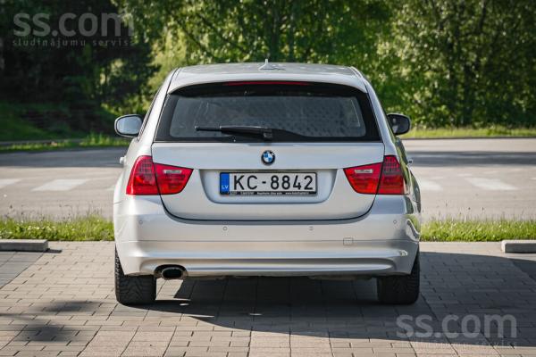 BMW 320 2012 in Cesis, with an engine capacity of 2.00 L and mileage of 306 thousand km for 4000 €, photo 5 on AUTOMOTO.COM.LV