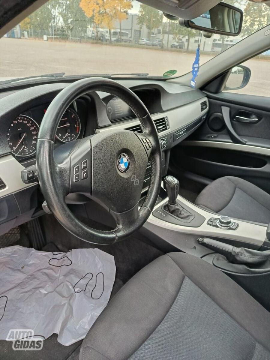 BMW 320 2012 Marijampole, ar dzinēja tilpumu 2.00 L un nobraukumu 282 tūkst. km par 3999 €, foto 13 vietnē AUTOMOTO.COM.LV
