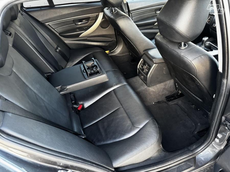 BMW 320 2013 in Kaunas, with an engine capacity of 2.00 L and mileage of 308 thousand km for 5900 €, photo 12 on AUTOMOTO.COM.LV