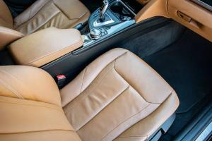 BMW 320 2013 in Tukums, with an engine capacity of 2.00 L and mileage of 320 thousand km for 8490 €, photo 20 on AUTOMOTO.COM.LV