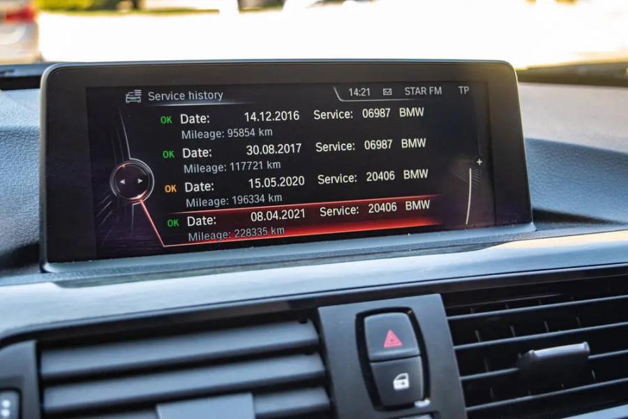 BMW 320 2013 in Tukums, with an engine capacity of 2.00 L and mileage of 320 thousand km for 8490 €, photo 33 on AUTOMOTO.COM.LV