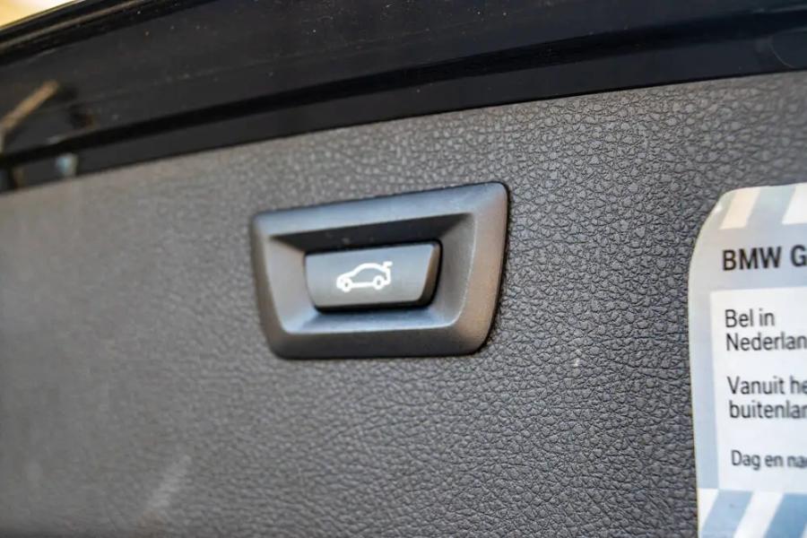 BMW 320 2013 in Tukums, with an engine capacity of 2.00 L and mileage of 320 thousand km for 8490 €, photo 41 on AUTOMOTO.COM.LV