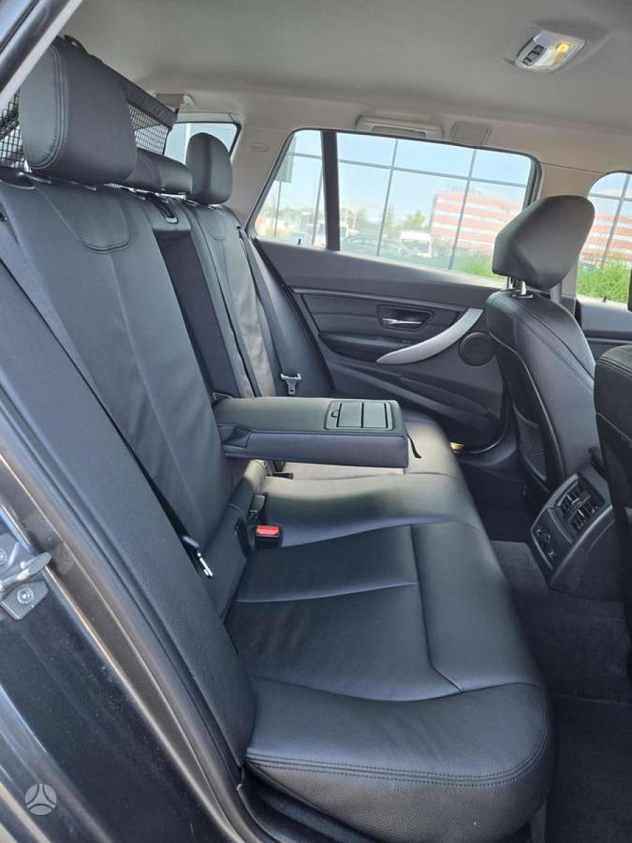 BMW 320 2013 in Vilnius, with an engine capacity of 2.00 L and mileage of 381 thousand km for 5999 €, photo 17 on AUTOMOTO.COM.LV