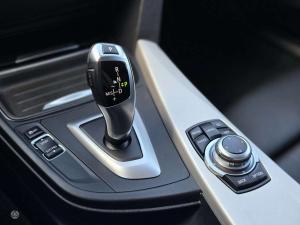 BMW 320 2013 in Vilnius, with an engine capacity of 2.00 L and mileage of 381 thousand km for 5999 €, photo 30 on AUTOMOTO.COM.LV