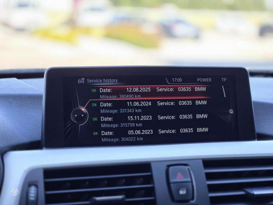 BMW 320 2013 in Vilnius, with an engine capacity of 2.00 L and mileage of 381 thousand km for 5999 €, photo 32 on AUTOMOTO.COM.LV