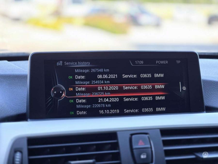 BMW 320 2013 in Vilnius, with an engine capacity of 2.00 L and mileage of 381 thousand km for 5999 €, photo 33 on AUTOMOTO.COM.LV