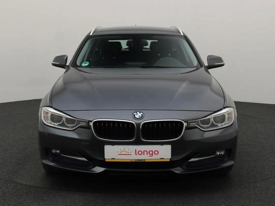 BMW 320 2014 in Vilnius, with an engine capacity of 2.00 L and mileage of 285 thousand km for 9599 €, photo 4 on AUTOMOTO.COM.LV