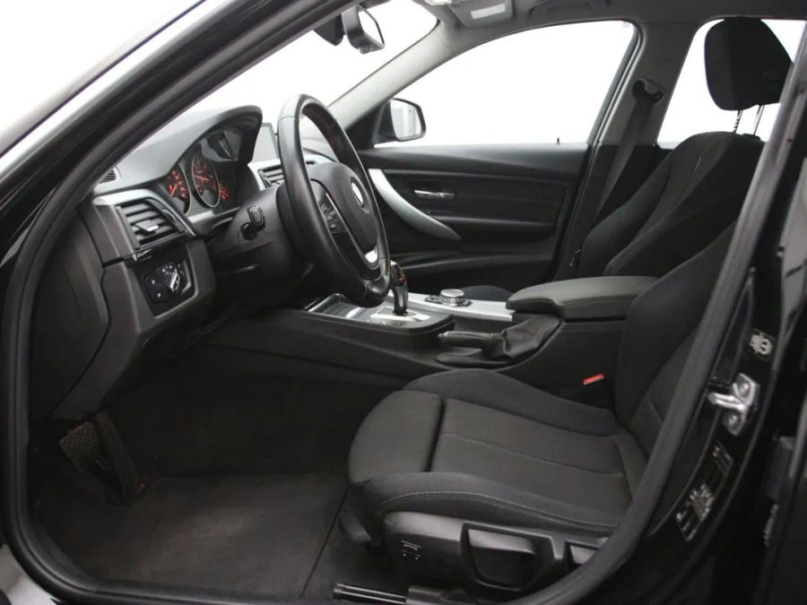 BMW 320 2014 in Vilnius, with an engine capacity of 2.00 L and mileage of 279 thousand km for 9599 €, photo 5 on AUTOMOTO.COM.LV