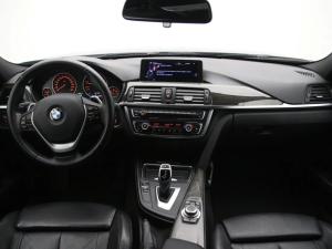 BMW 320 2014 in Vilnius, with an engine capacity of 2.00 L and mileage of 229 thousand km for 10899 €, photo 3 on AUTOMOTO.COM.LV