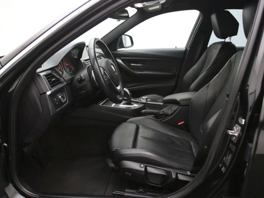 BMW 320 2014 in Vilnius, with an engine capacity of 2.00 L and mileage of 229 thousand km for 10899 €, photo 5 on AUTOMOTO.COM.LV