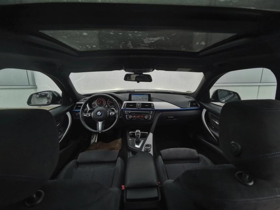 BMW 320 2014 in Riga, with an engine capacity of 2.00 L and mileage of 241 thousand km for 10990 €, photo 20 on AUTOMOTO.COM.LV
