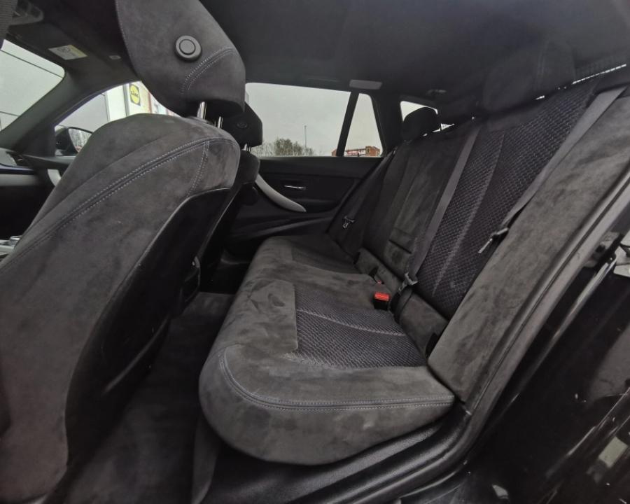 BMW 320 2014 in Riga, with an engine capacity of 2.00 L and mileage of 241 thousand km for 10990 €, photo 23 on AUTOMOTO.COM.LV