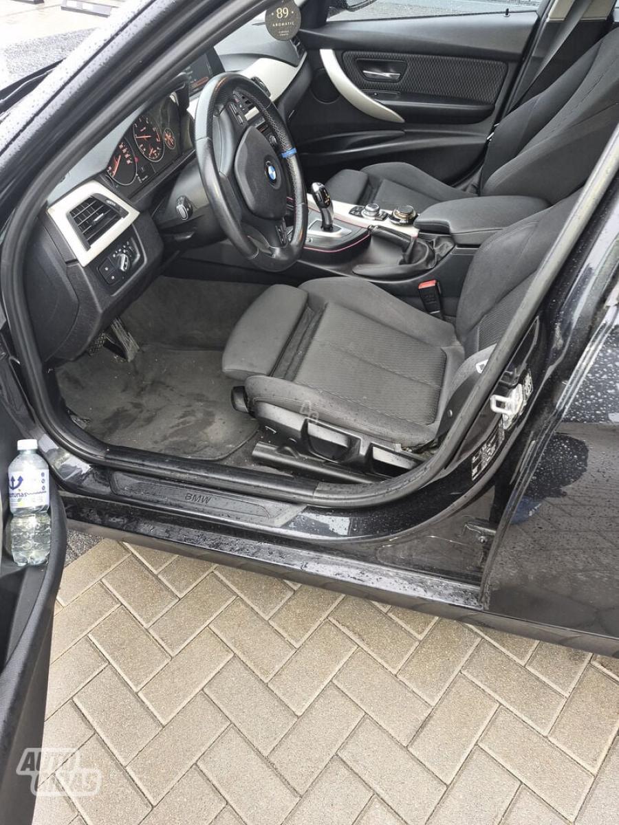 BMW 320 2014 Panevēža, ar dzinēja tilpumu 2.00 L un nobraukumu 0 tūkst. km par 6300 €, foto 9 vietnē AUTOMOTO.COM.LV