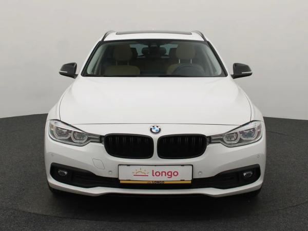 BMW 320 2015 in Vilnius, with an engine capacity of 2.00 L and mileage of 263 thousand km for 10999 €, photo 3 on AUTOMOTO.COM.LV
