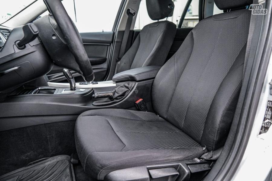 BMW 320 2017 in Kaunas, with an engine capacity of 2.00 L and mileage of 297 thousand km for 9590 €, photo 7 on AUTOMOTO.COM.LV