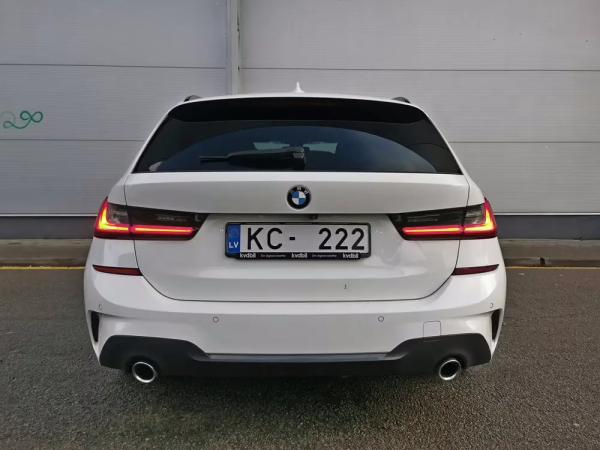BMW 320 2019 in Riga, with an engine capacity of 2.00 L and mileage of 142 thousand km for 23900 €, photo 2 on AUTOMOTO.COM.LV