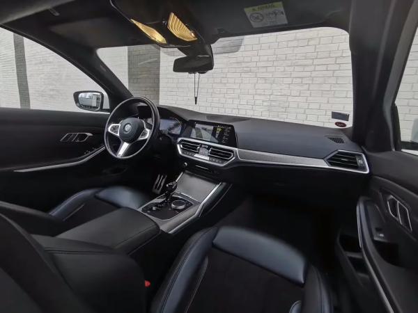 BMW 320 2019 in Riga, with an engine capacity of 2.00 L and mileage of 142 thousand km for 23900 €, photo 7 on AUTOMOTO.COM.LV