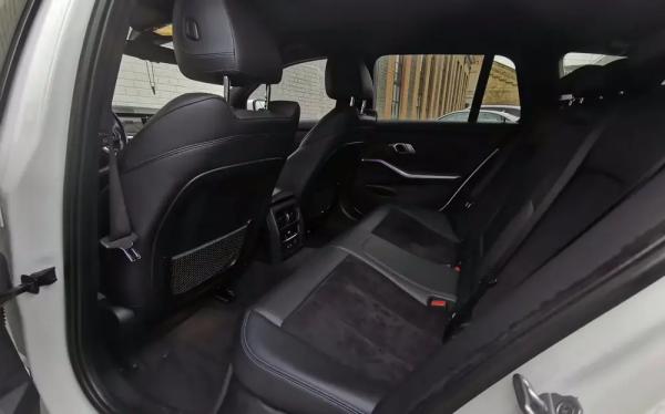 BMW 320 2019 in Riga, with an engine capacity of 2.00 L and mileage of 142 thousand km for 23900 €, photo 8 on AUTOMOTO.COM.LV
