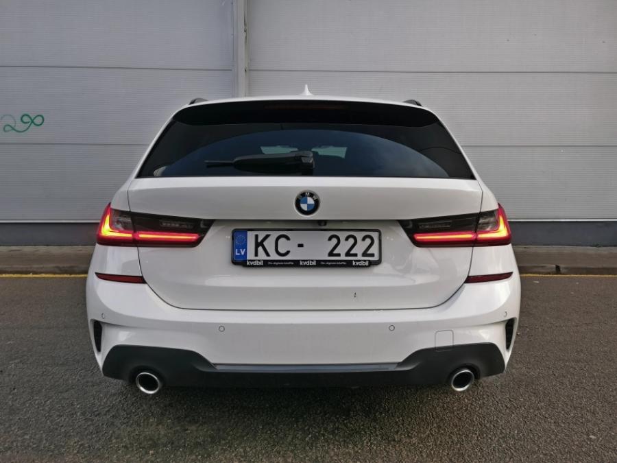 BMW 320 2019 in Riga, with an engine capacity of 2.00 L and mileage of 142 thousand km for 23900 €, photo 3 on AUTOMOTO.COM.LV