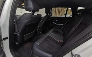 BMW 320 2019 in Riga, with an engine capacity of 2.00 L and mileage of 142 thousand km for 23900 €, photo 9 on AUTOMOTO.COM.LV