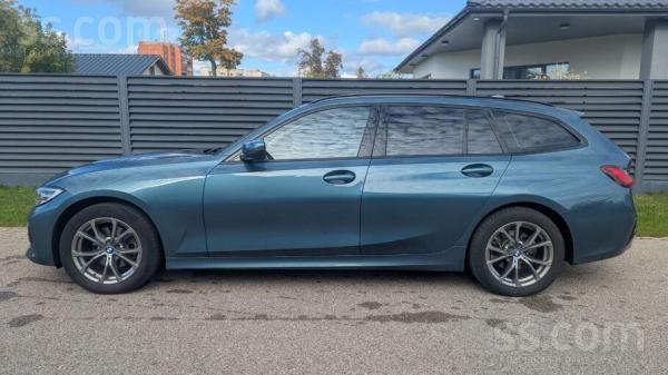 BMW 320 2021 in Daugavpils, with an engine capacity of 2.00 L and mileage of 121 thousand km for 22920 €, photo 2 on AUTOMOTO.COM.LV