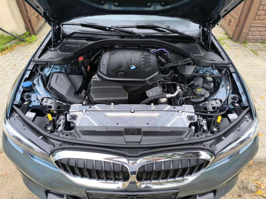 BMW 320 2021 in Vilnius, with an engine capacity of 2.00 L and mileage of 156 thousand km for 23000 €, photo 5 on AUTOMOTO.COM.LV