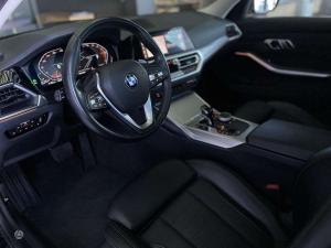 BMW 320 2022 in Klaipeda, with an engine capacity of 2.00 L and mileage of 150 thousand km for 25771 €, photo 12 on AUTOMOTO.COM.LV