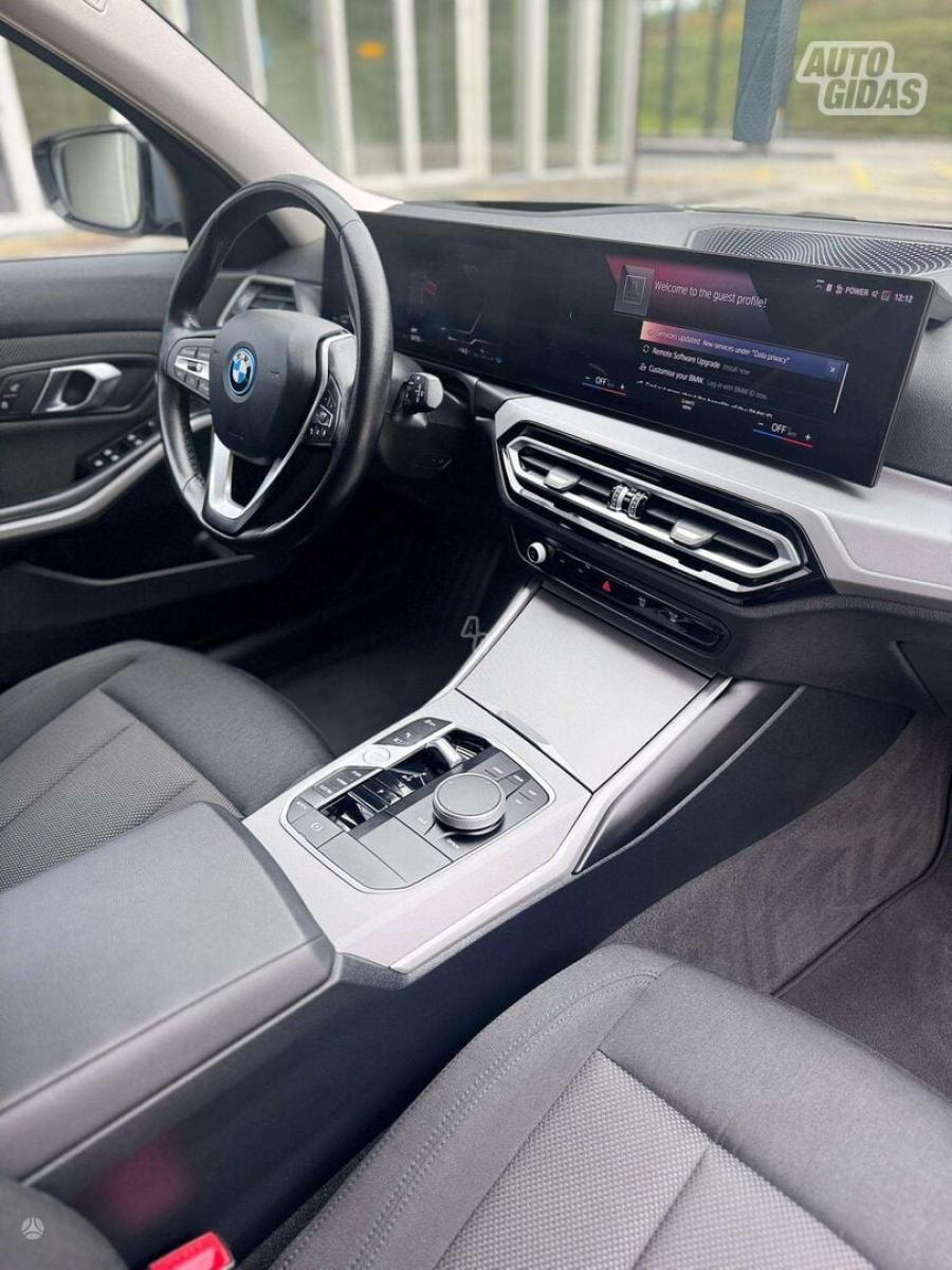 BMW 320 2022 in Vilnius, with an engine capacity of 2.00 L and mileage of 57 thousand km for 26500 €, photo 11 on AUTOMOTO.COM.LV