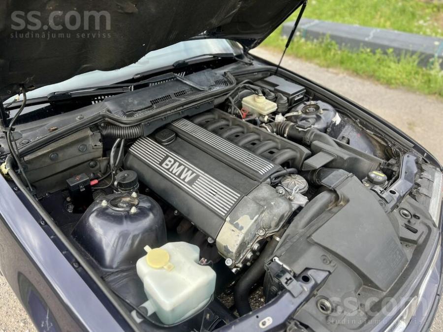 Violet BMW 320 1994 in Riga, with an engine capacity of 2.00 L and mileage of 234 thousand km for 5990 €, photo 24 on AUTOMOTO.COM.LV