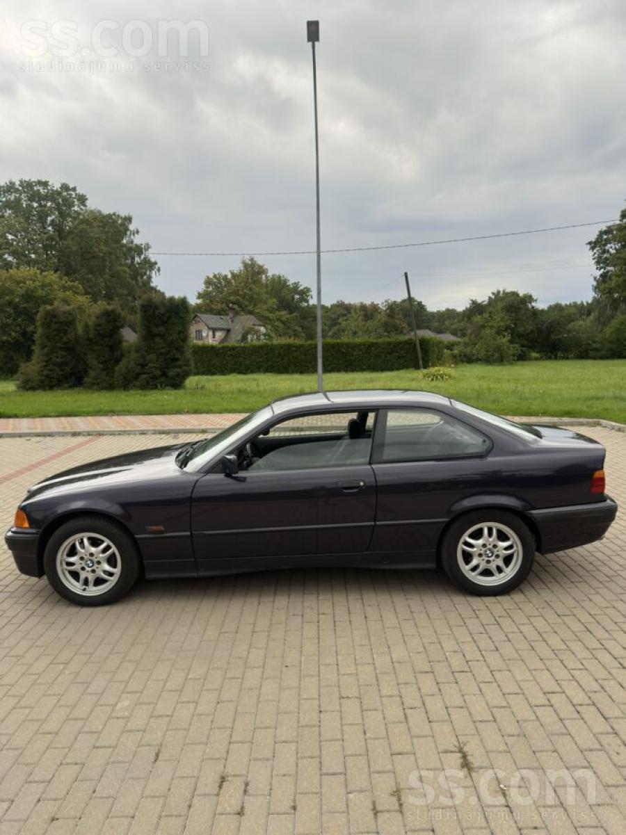 Violet BMW 320 1994 in Ogre, with an engine capacity of 2.00 L and mileage of 251 thousand km for 6125 €, photo 3 on AUTOMOTO.COM.LV
