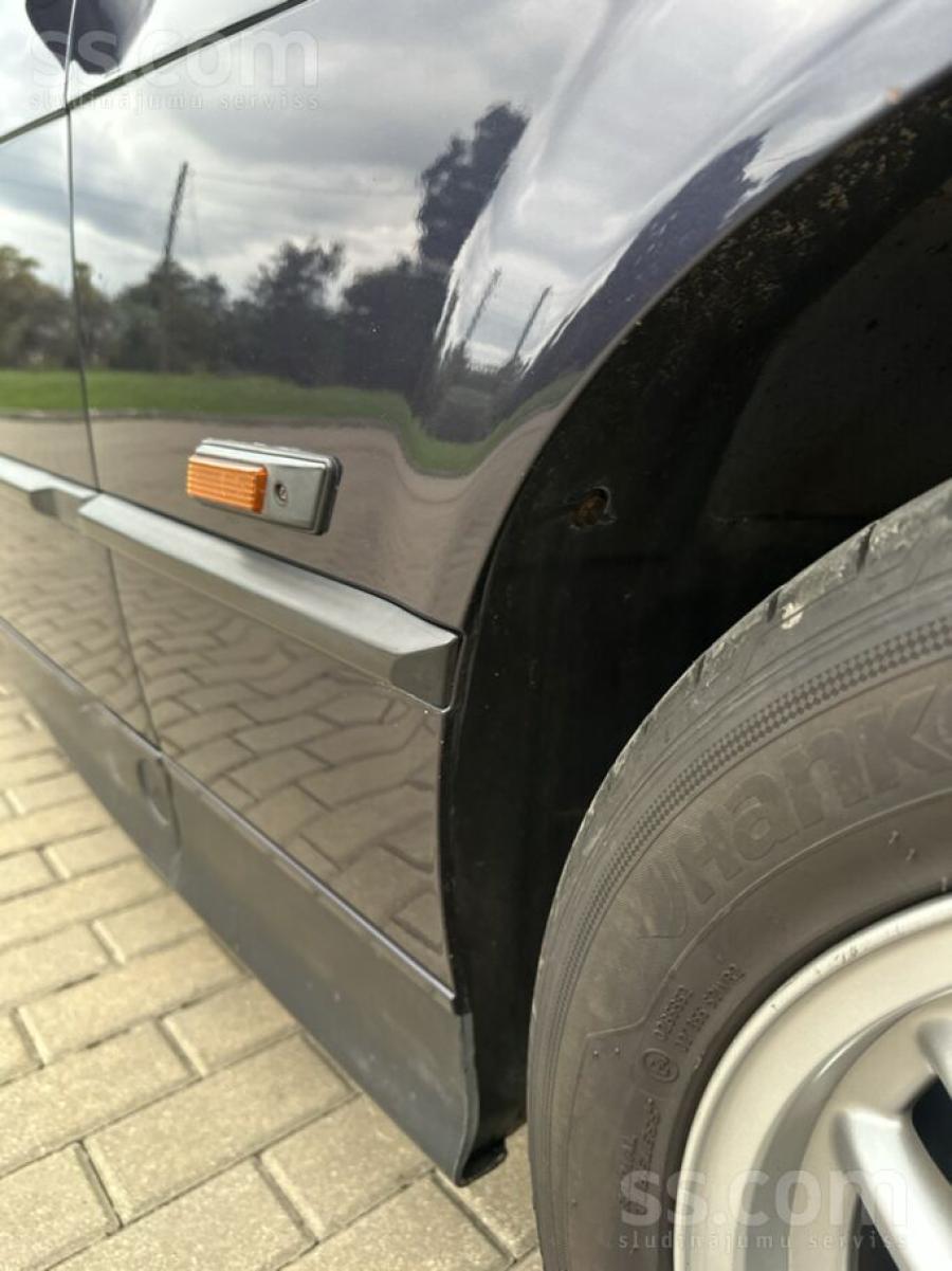 Violet BMW 320 1994 in Ogre, with an engine capacity of 2.00 L and mileage of 251 thousand km for 6125 €, photo 11 on AUTOMOTO.COM.LV