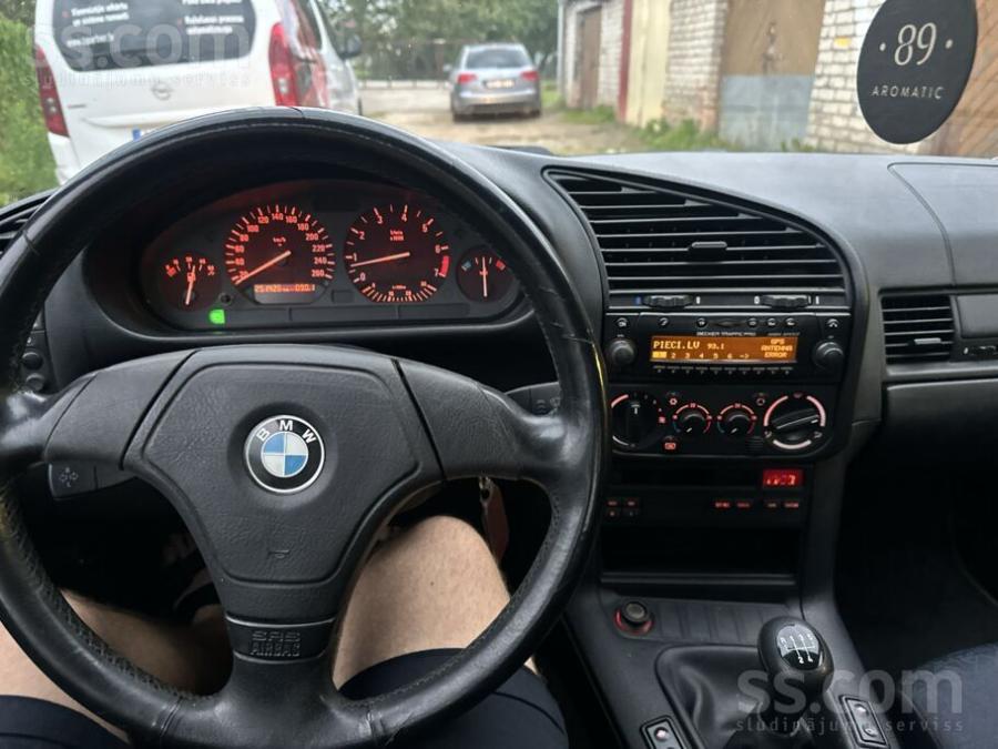 Violet BMW 320 1994 in Ogre, with an engine capacity of 2.00 L and mileage of 251 thousand km for 6125 €, photo 20 on AUTOMOTO.COM.LV