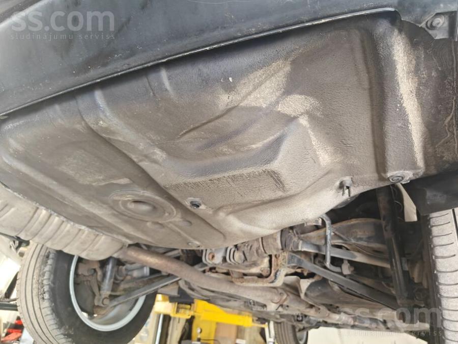 Violet BMW 320 1994 in Ogre, with an engine capacity of 2.00 L and mileage of 251 thousand km for 6125 €, photo 23 on AUTOMOTO.COM.LV